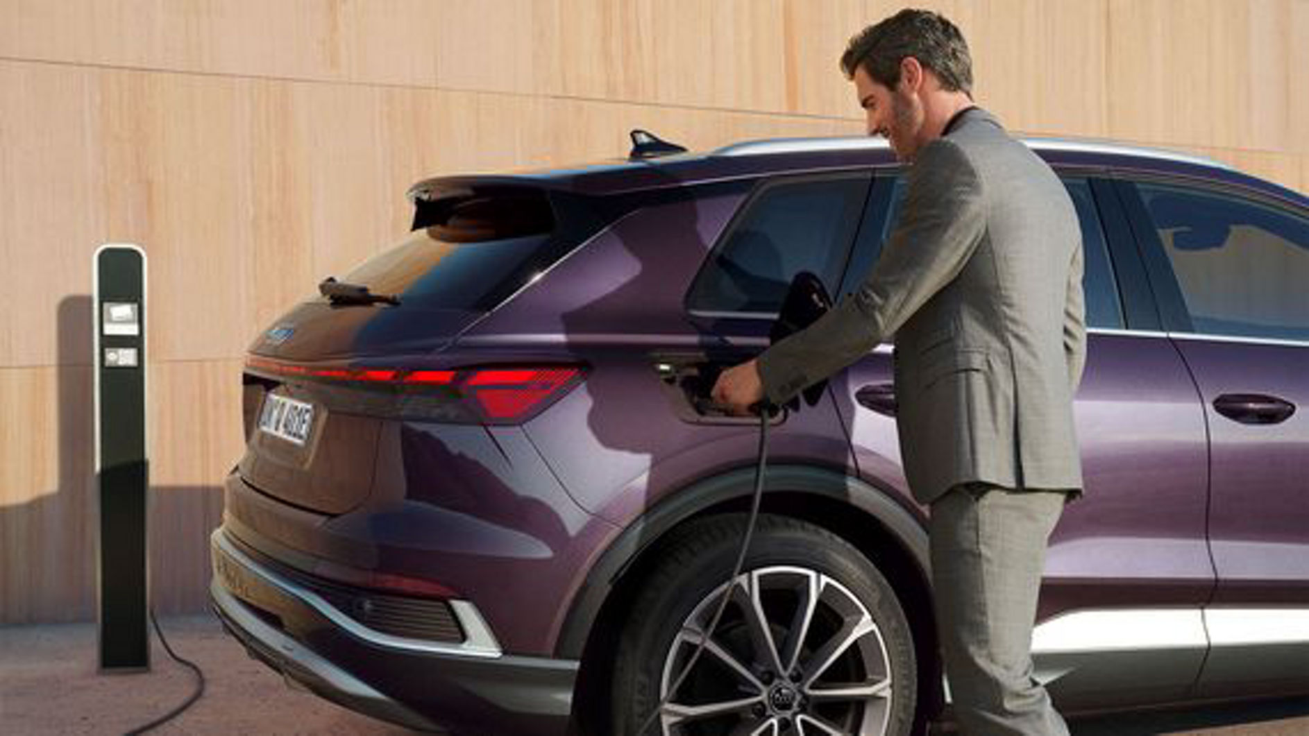 Q6 e-tron | Electric SUV | Audi Australia