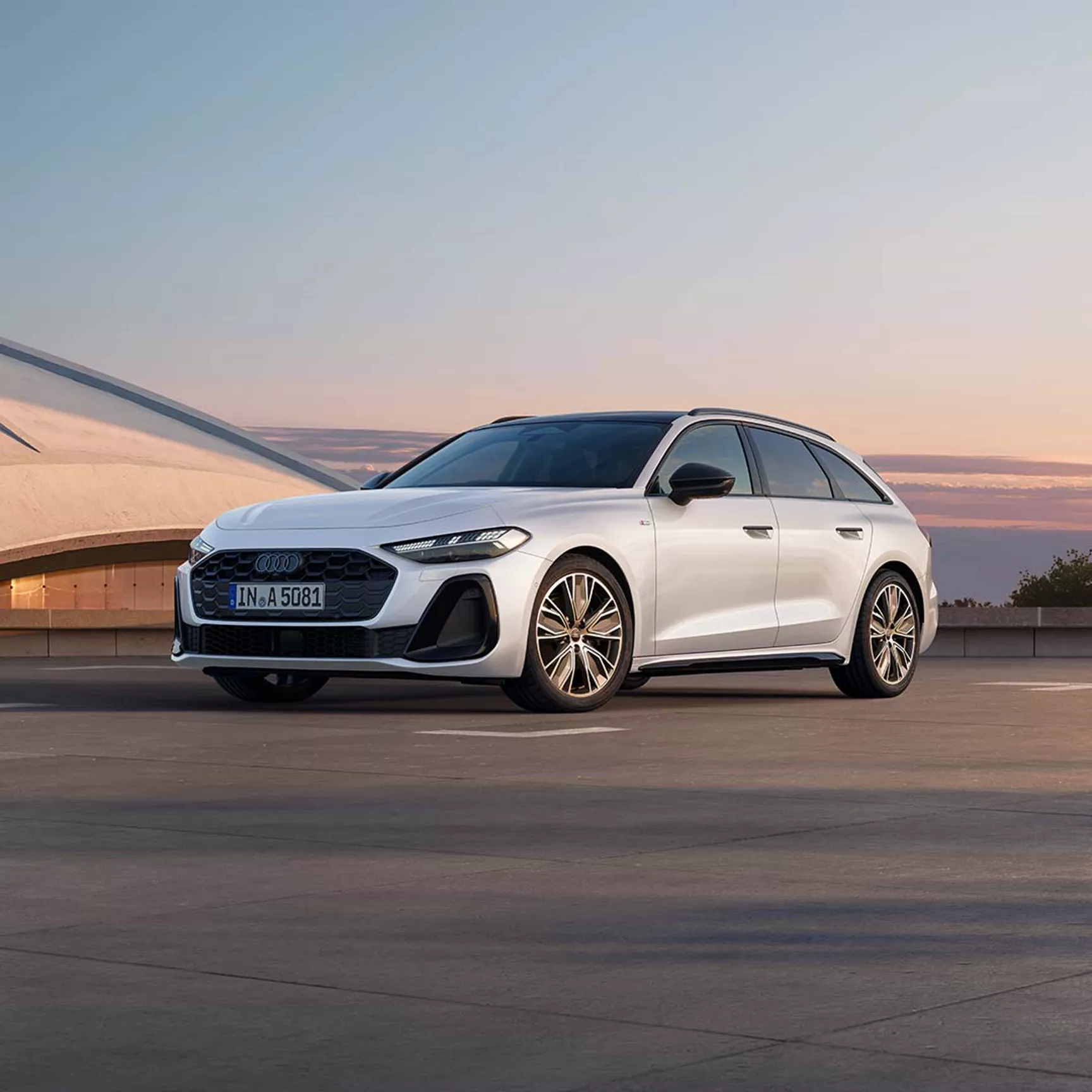 Discover New Audi A5 Campaign > アウディジャパン