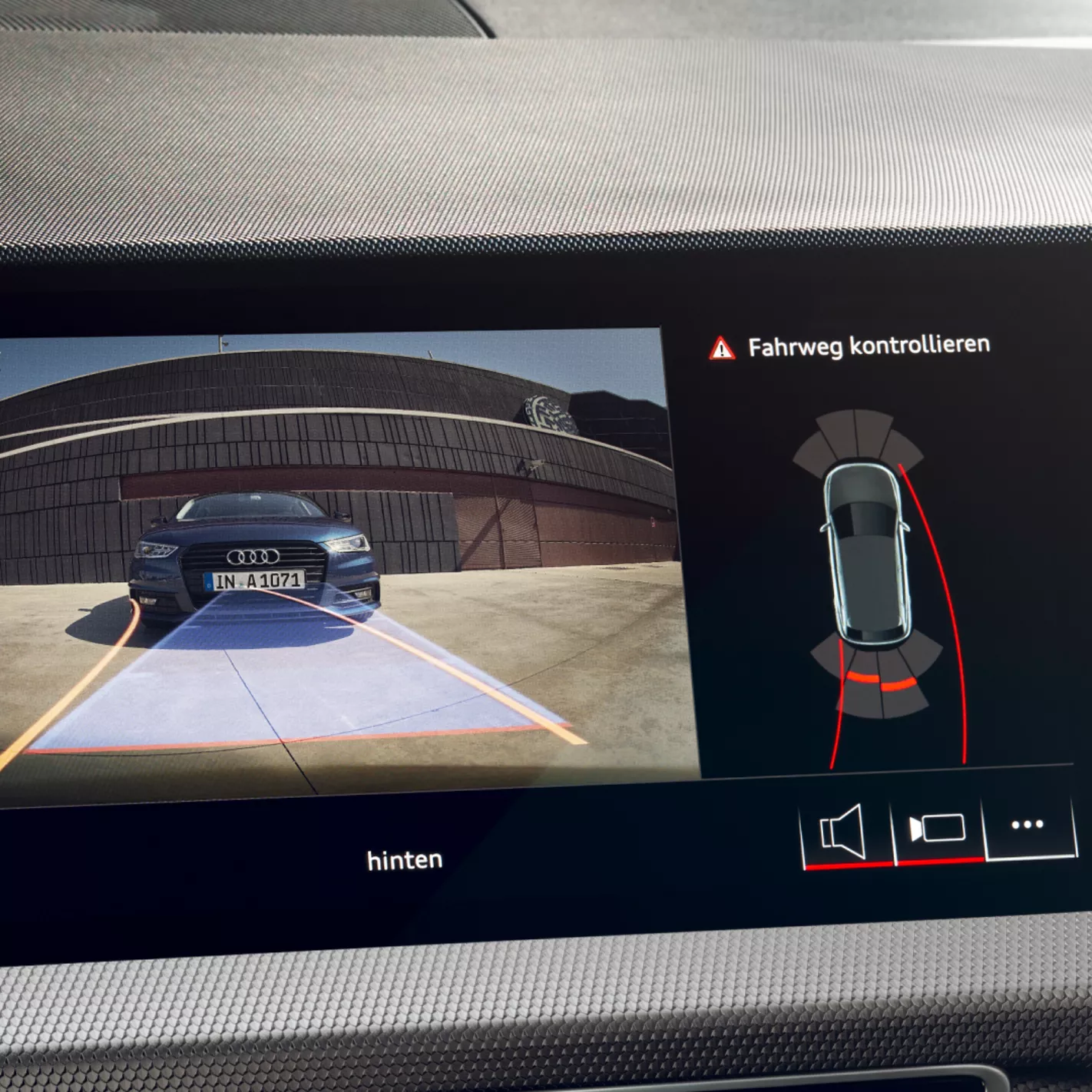 Découvrez l’Audi park assist | Audi France