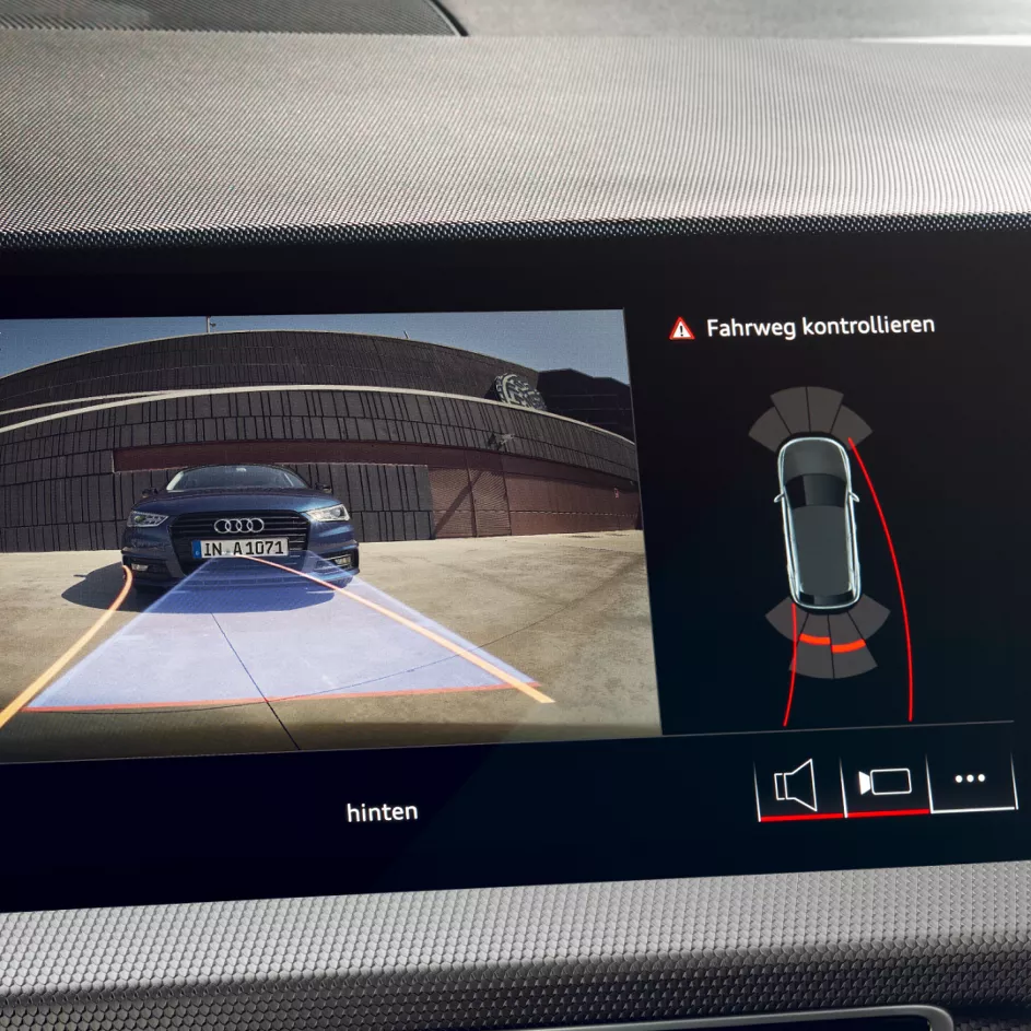 Découvrez l’Audi park assist | Audi France