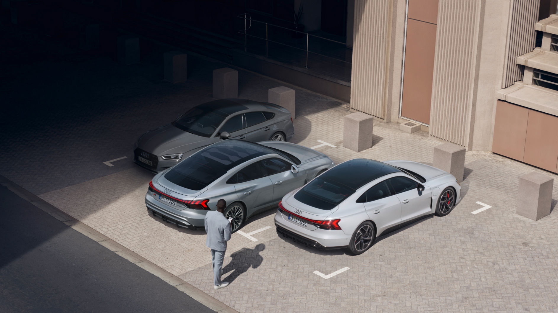 Découvrez l’ensemble de la gamme de systèmes d’assistance Audi | Audi ...