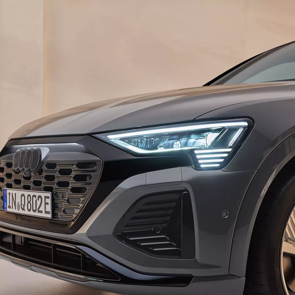 Matrix-LED-Package > Functions on Demand > Audi Ireland