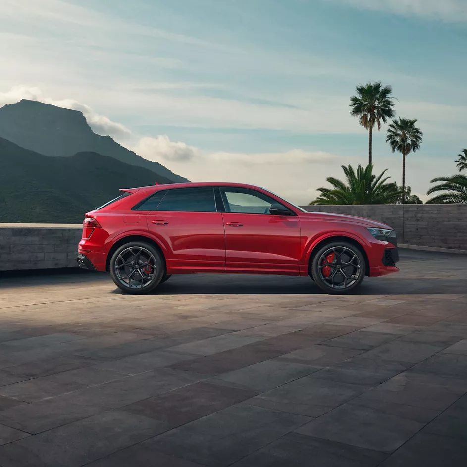 RS Q8 performance | Audi Singapore