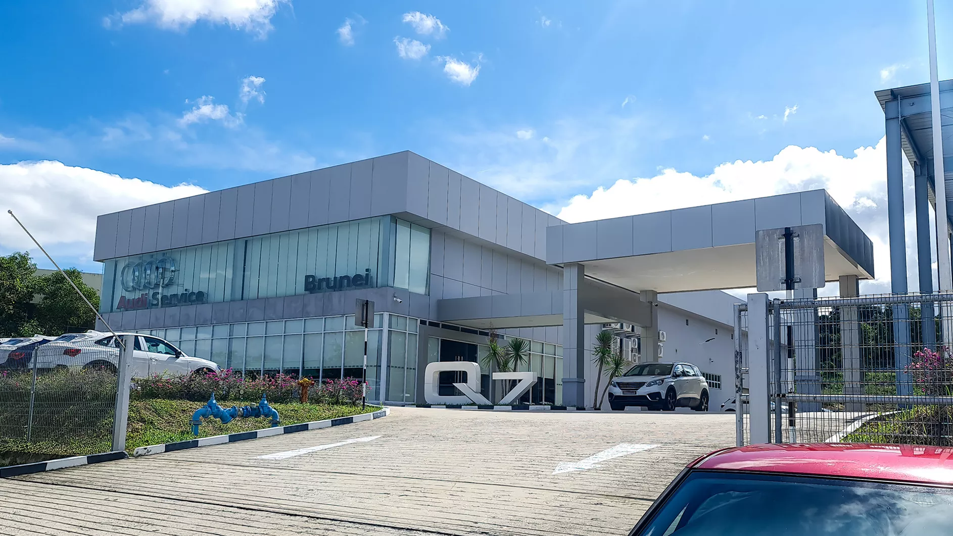 Audi Service Centre > About Us > Audi Pakistan