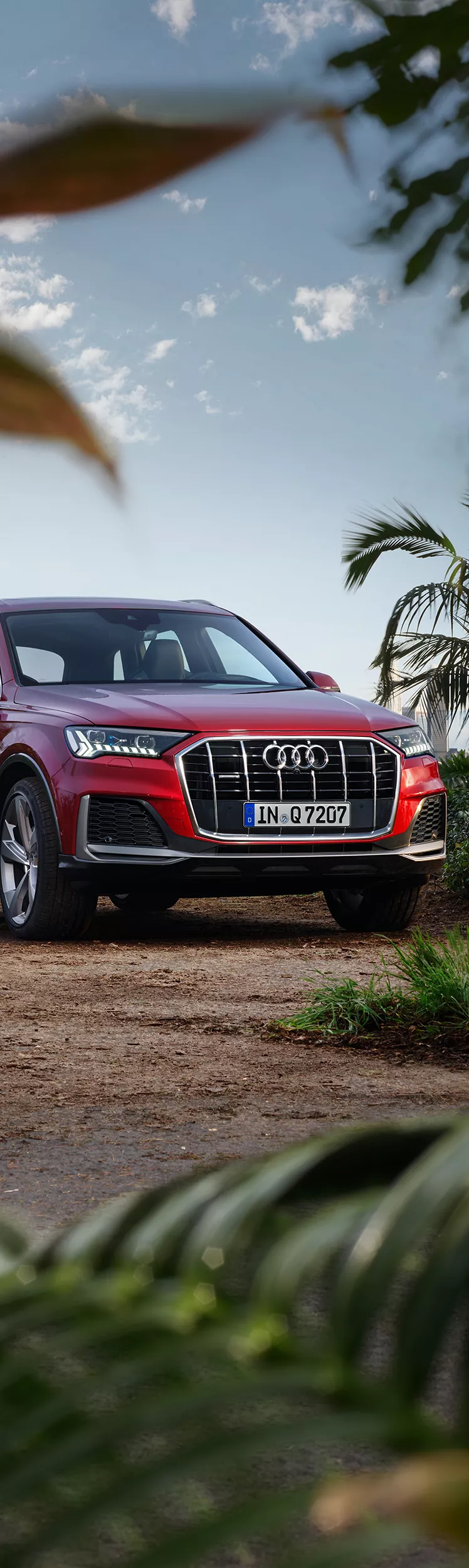 Q7 > Q7 > Audi Pakistan