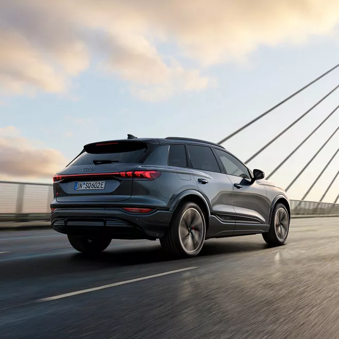 SQ6 e-tron | Audi UK